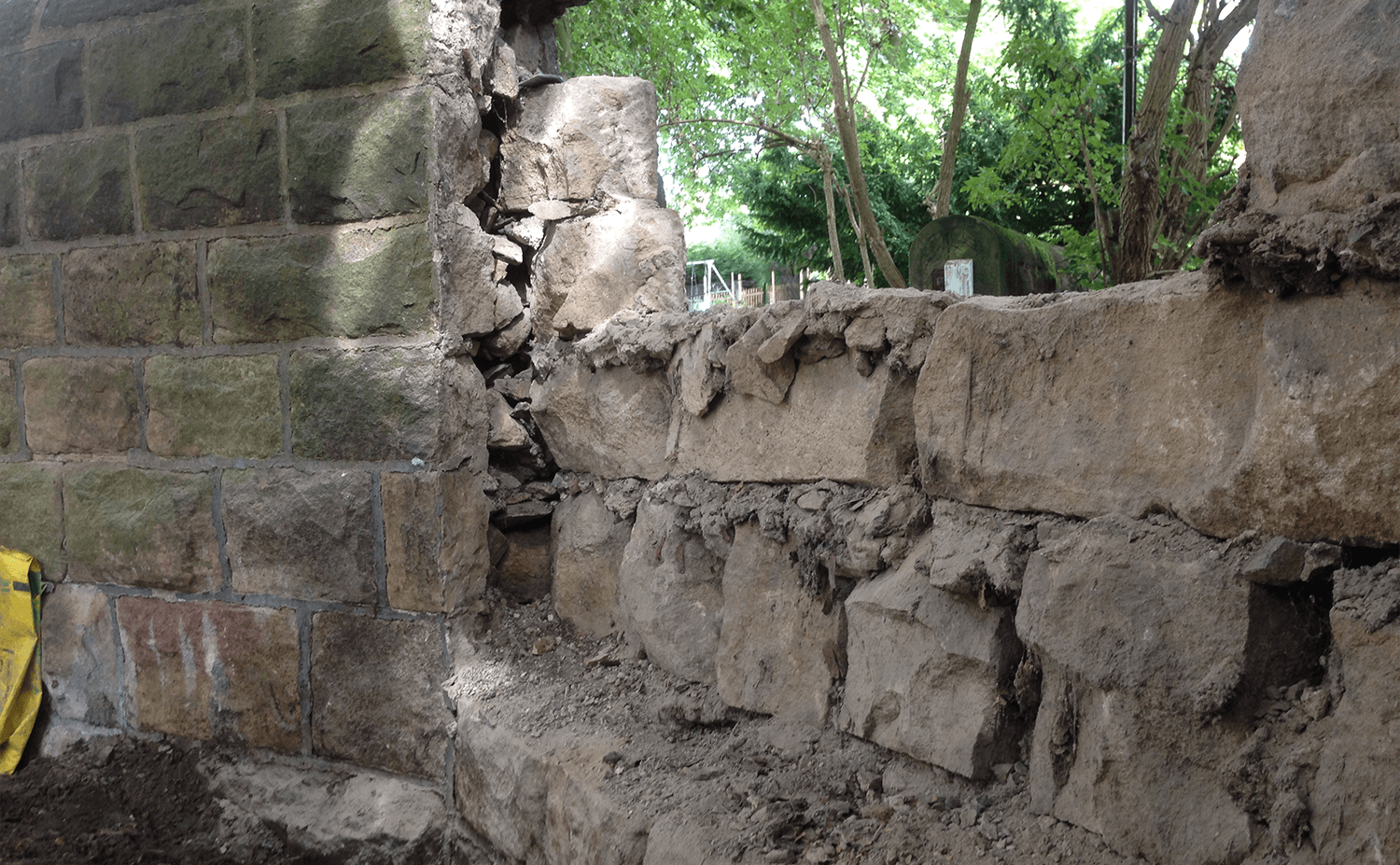 Guiseley mortared wall using traditional Yorskhire Gritsand | Roots Crafts