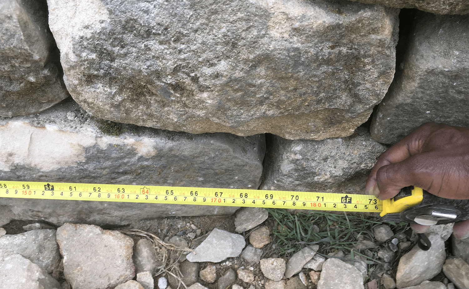 Chevin-3 Dry stone walling cheek end practice | Roots Crafts